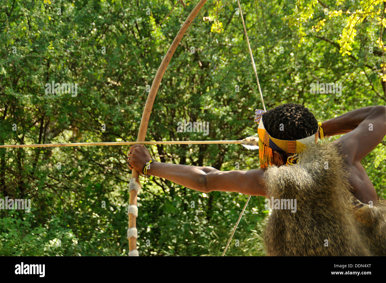 Hadza tribe hi-res stock photography and images - Alamy