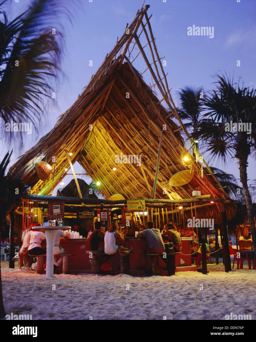 Beach bar in playa del carmen hi-res stock photography and images - Alamy