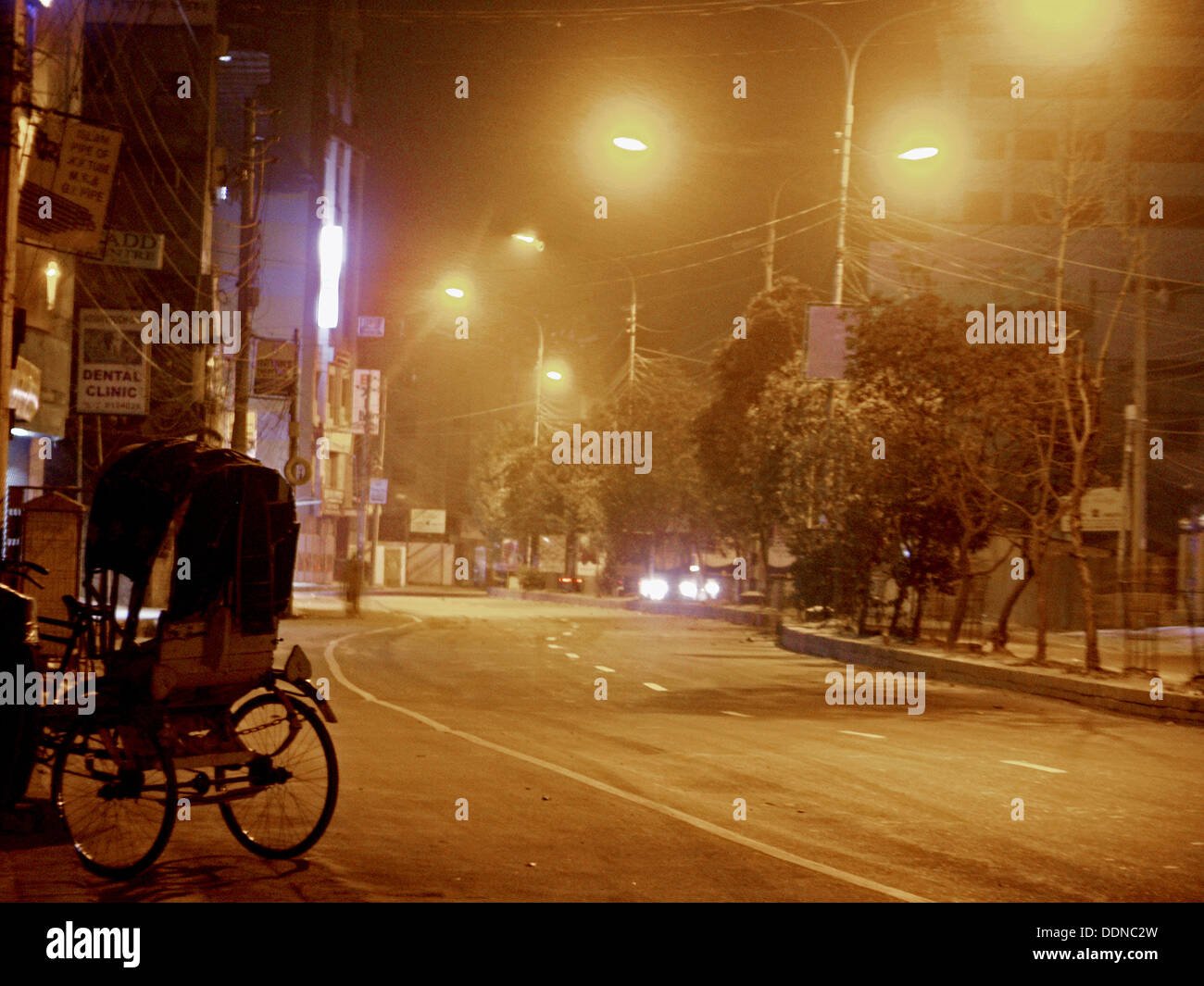 Bangladesh smog hi-res stock photography and images - Alamy