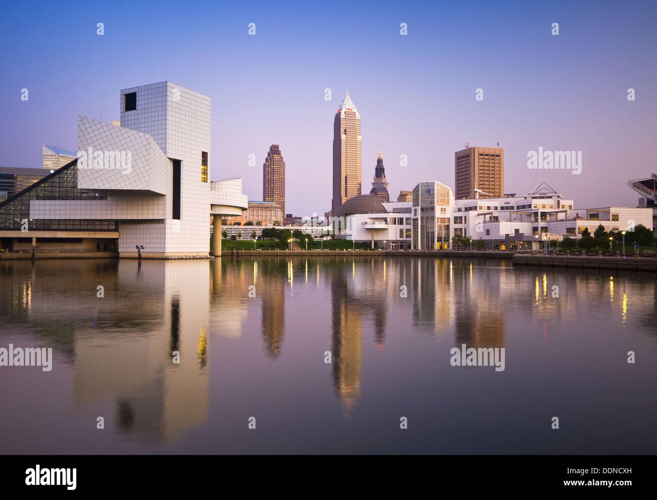 Rock hall fame hi-res stock photography and images - Alamy