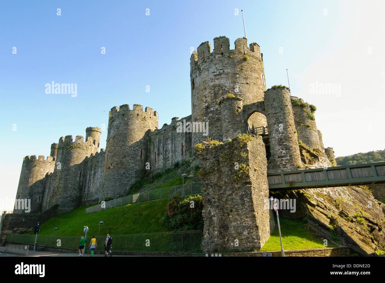 Conwy city walls hi-res stock photography and images - Alamy