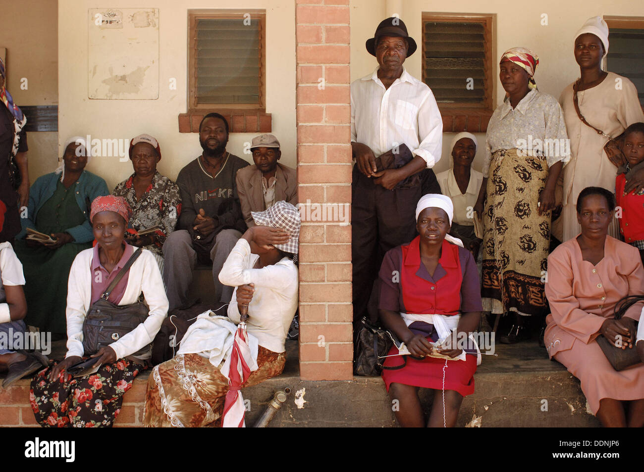 Doctor howard hi-res stock photography and images - Alamy