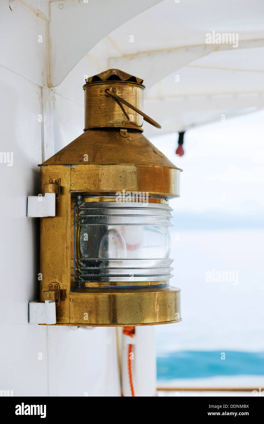 Old fashioned steamship hi-res stock photography and images - Alamy