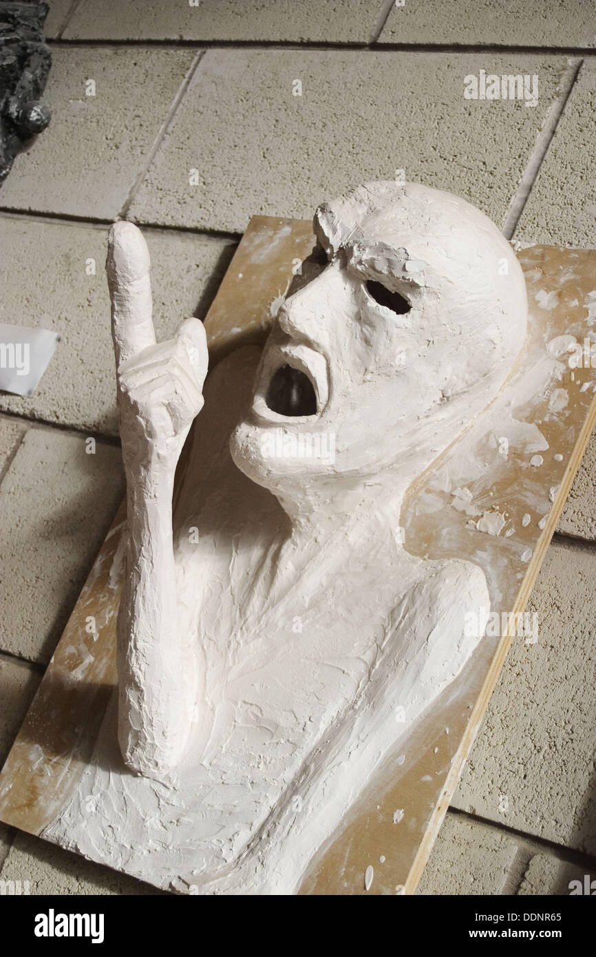 Clay sculpture of hi-res stock photography and images - Alamy