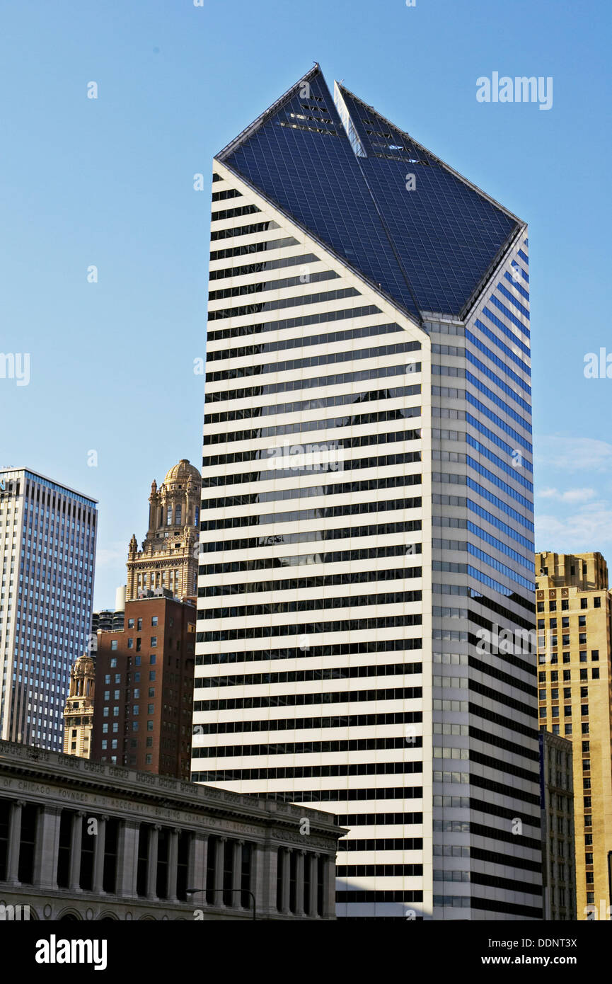 150 north michigan avenue hi-res stock photography and images - Alamy
