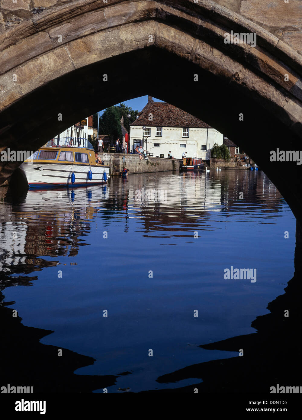 A view of the quay from under the arch of St Ives Bridge ...