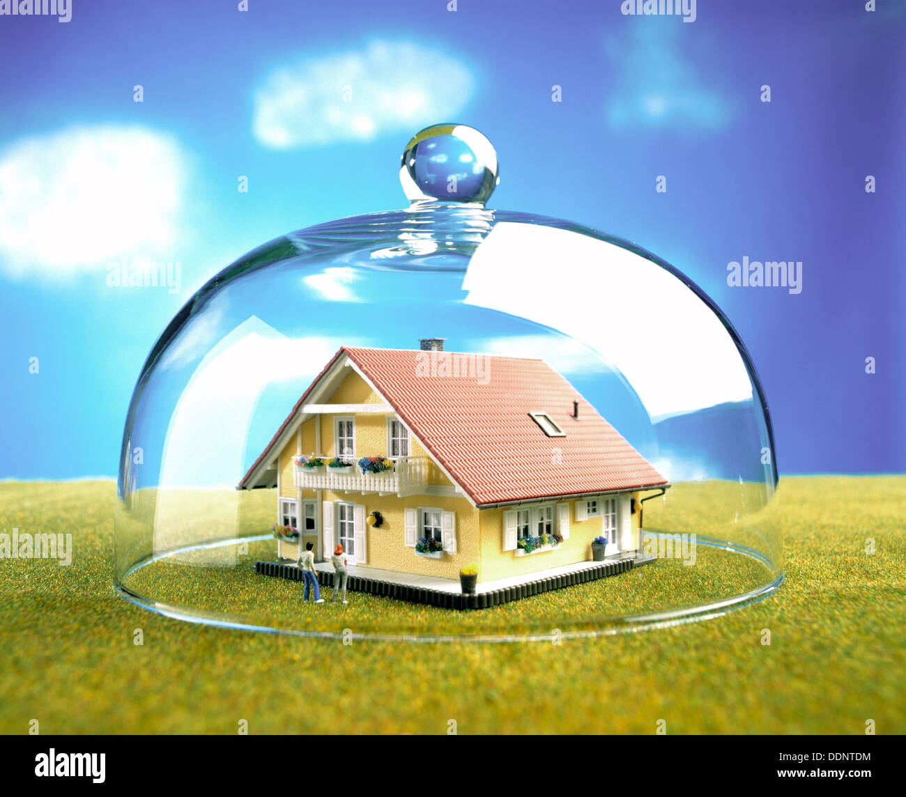 Down under house hi-res stock photography and images - Alamy