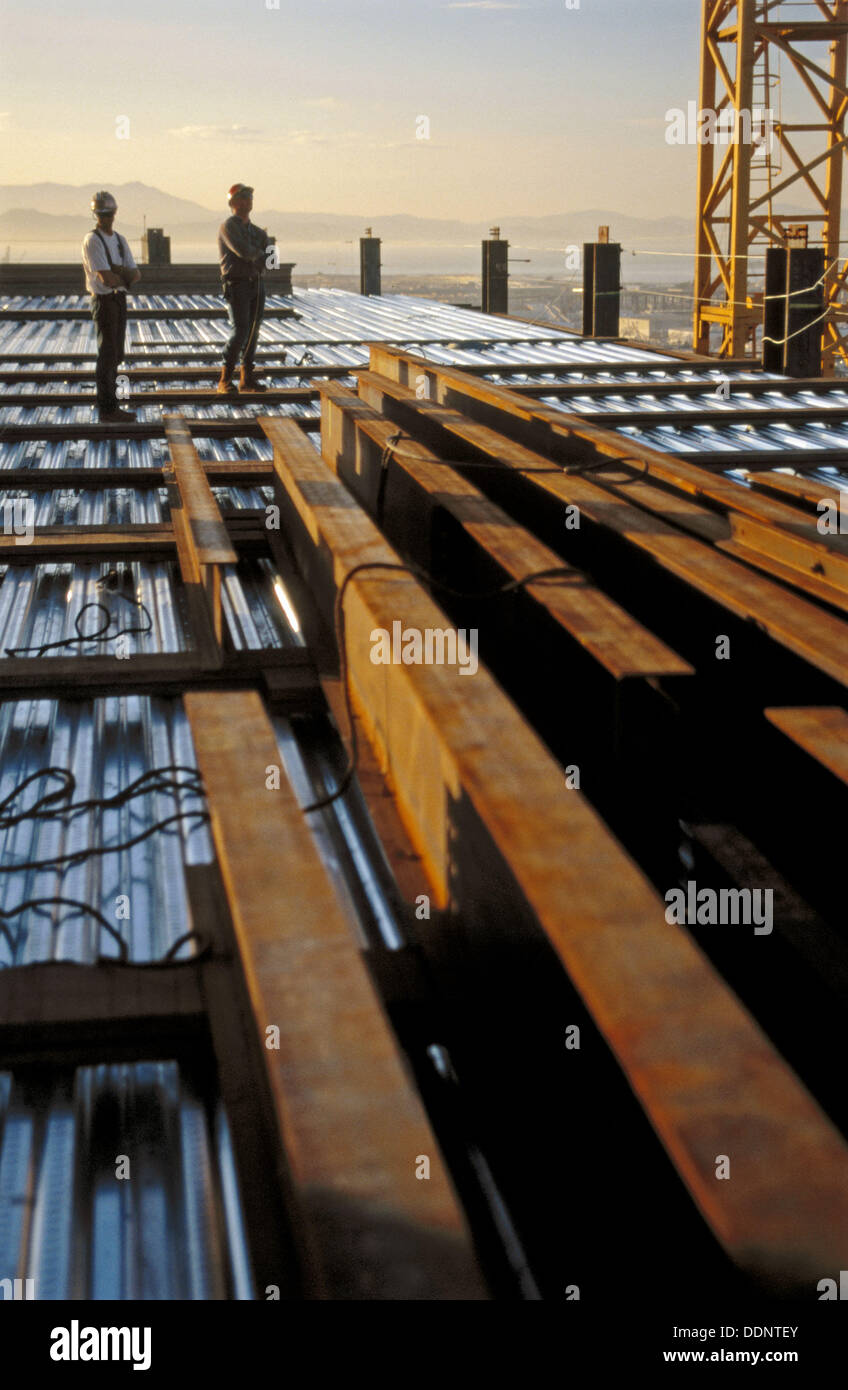 Ironworker silhouette hi-res stock photography and images - Alamy