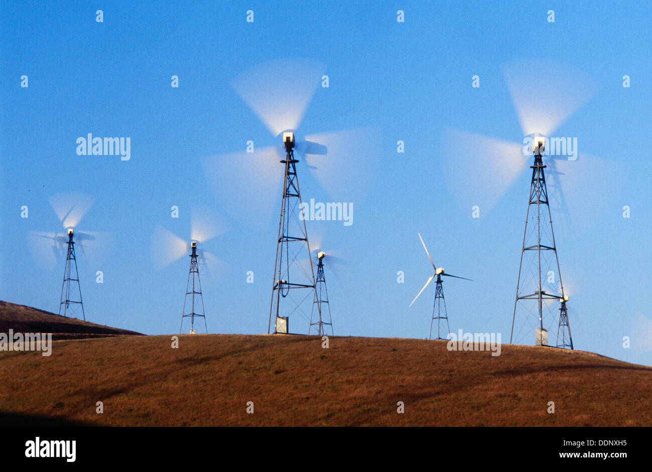 Windy hill windfarm hi-res stock photography and images - Alamy