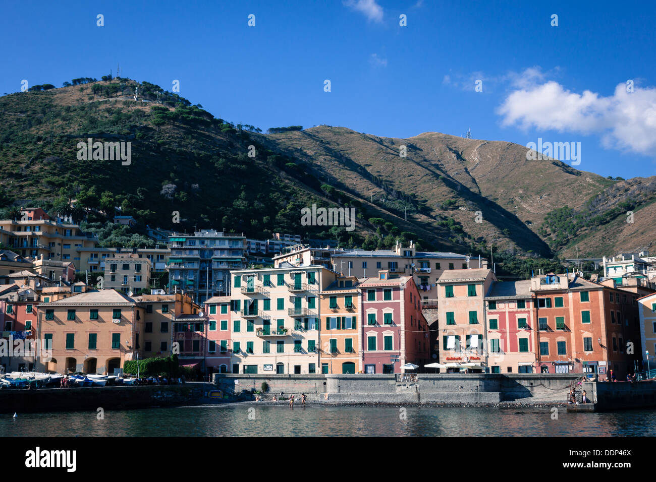 Port of nervi village hi-res stock photography and images - Alamy