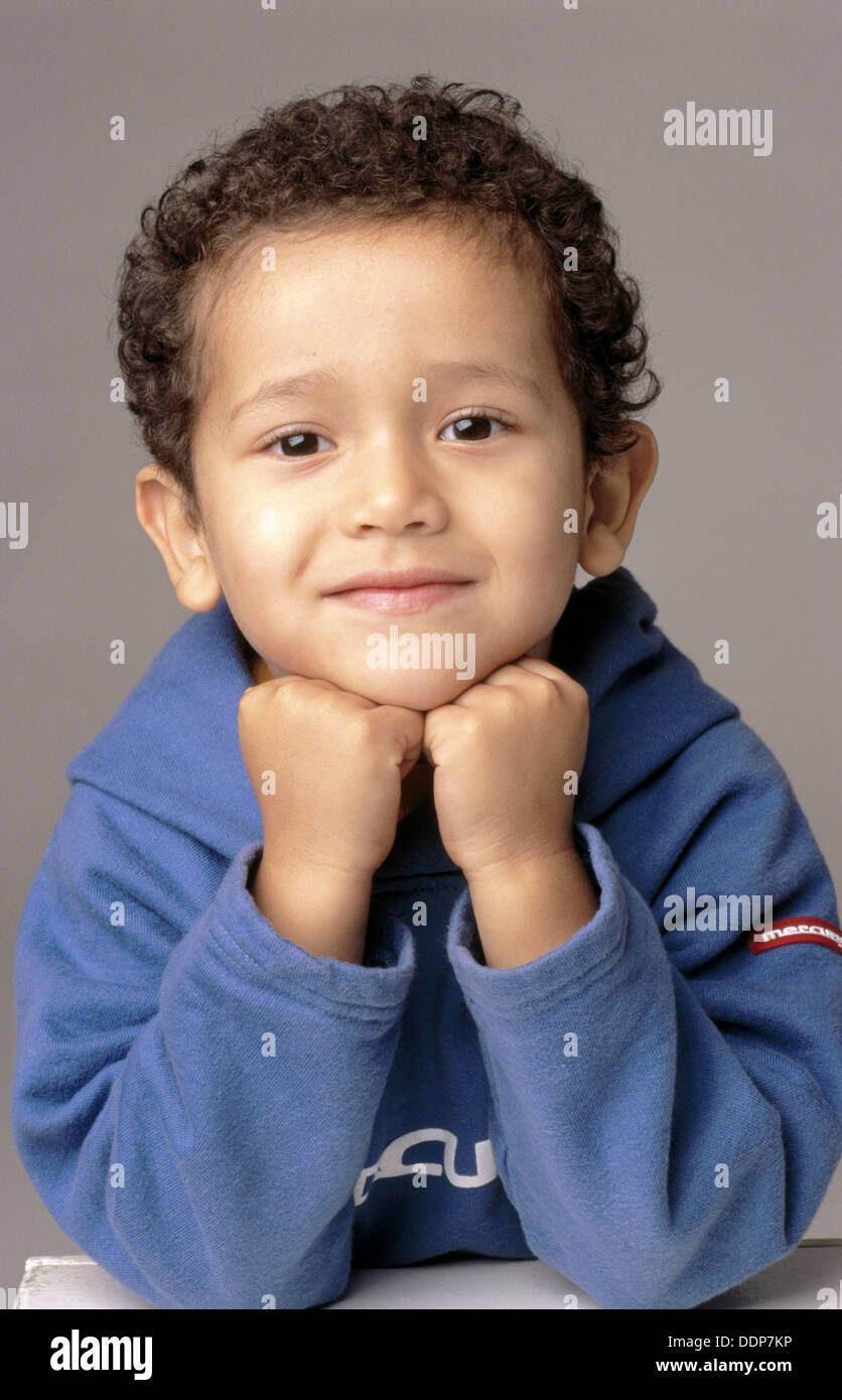 3 Years Old Boy Stock Photo Alamy 3-years-old-boy-stock-photo-alamy