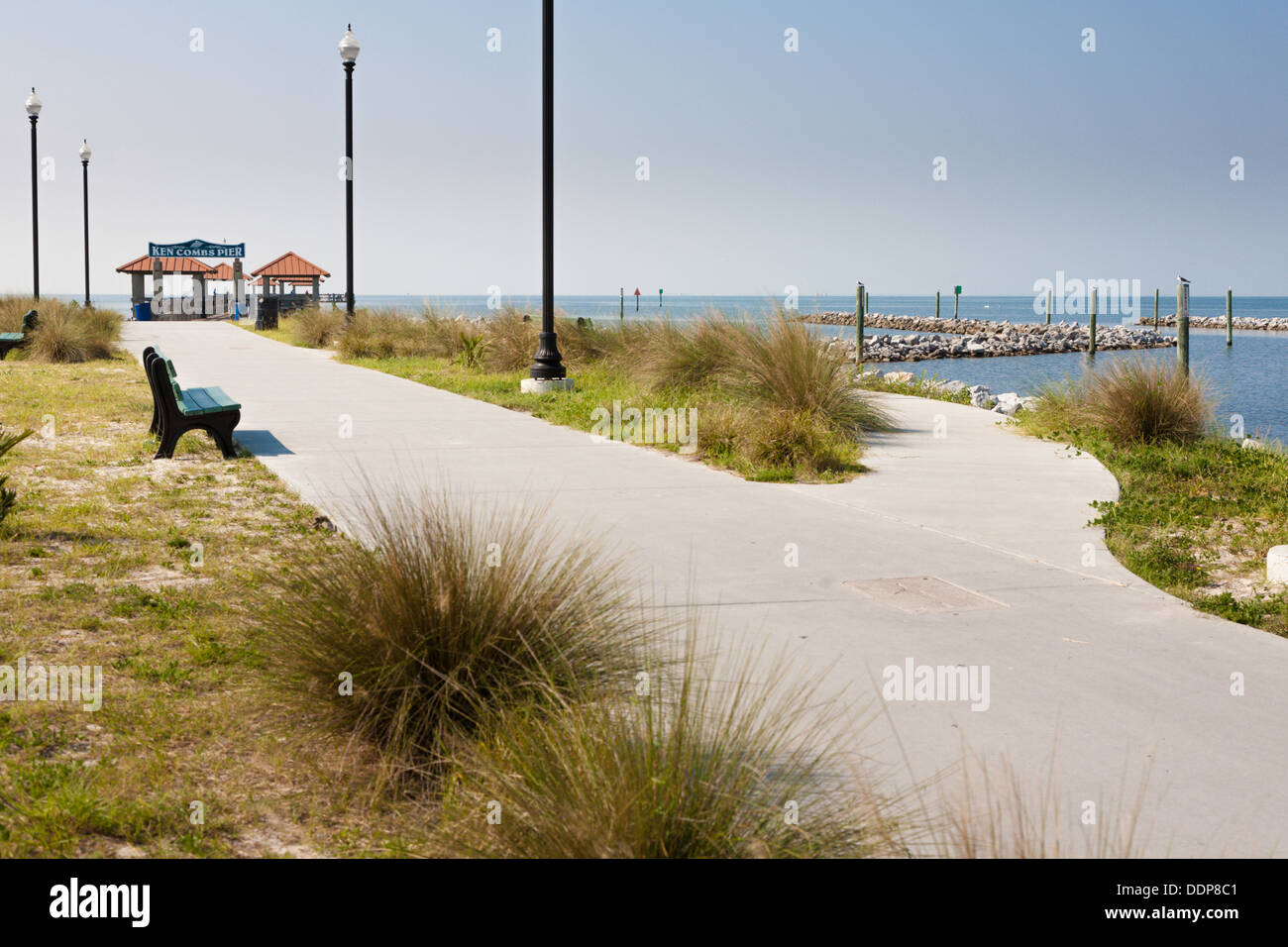 Ken Combs Fishing pier in Gulf of Mexico at Courthouse Road in Gulfport ...
