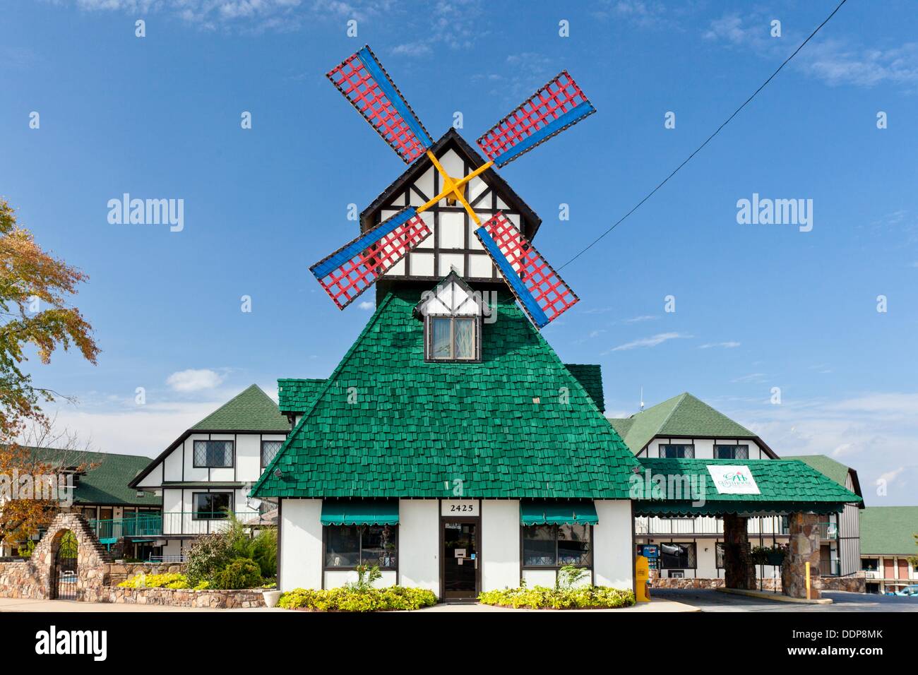 Missouri usa windmill hi-res stock photography and images - Alamy