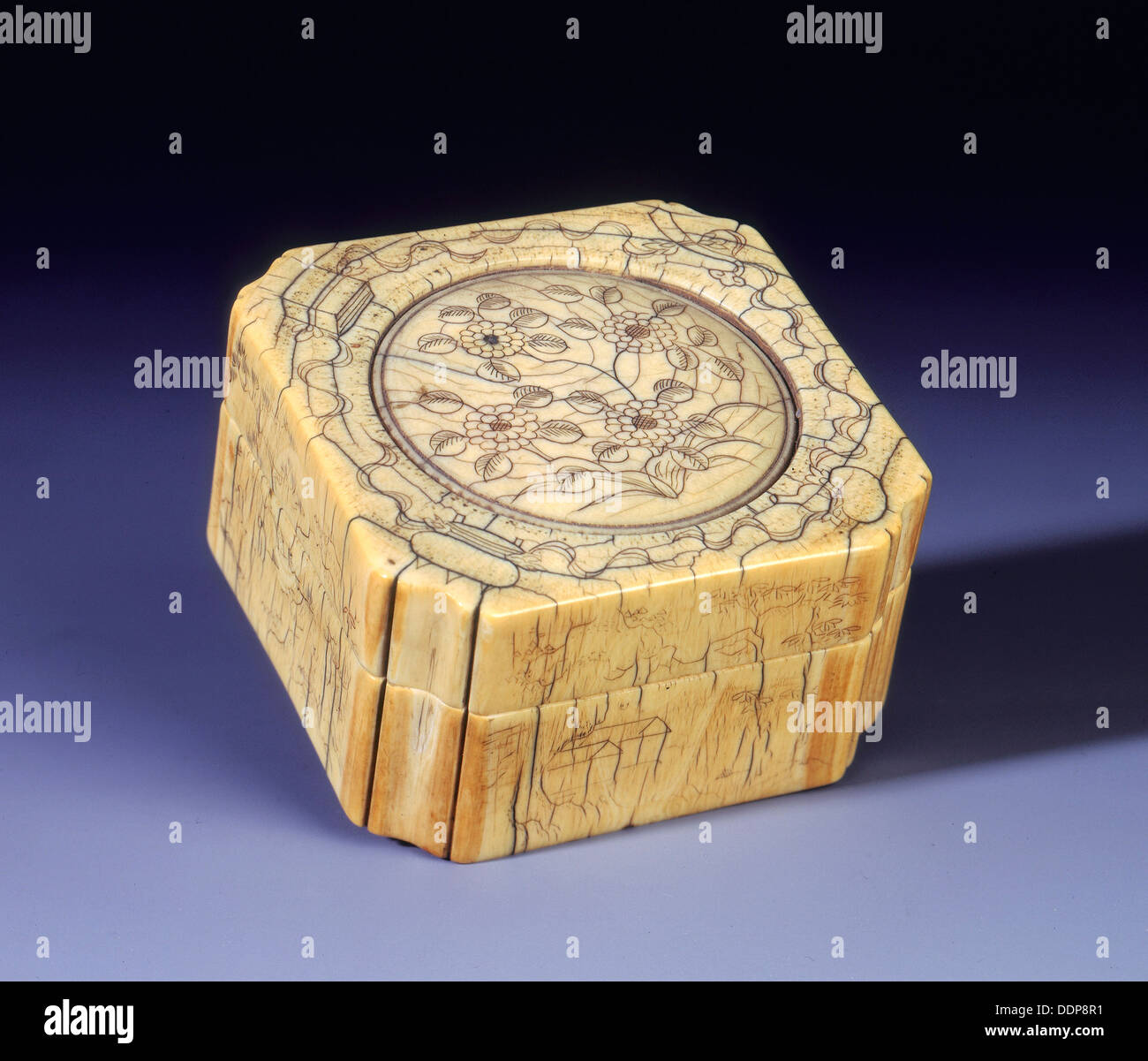 Ivory box with incised floral decoration, Qing dynasty, China, 18th ...