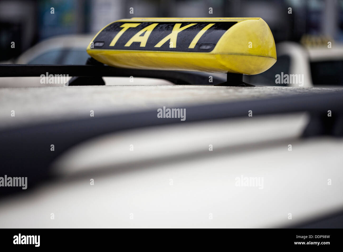 Taxi Cab Roof Sign High Resolution Stock Photography and Images - Alamy