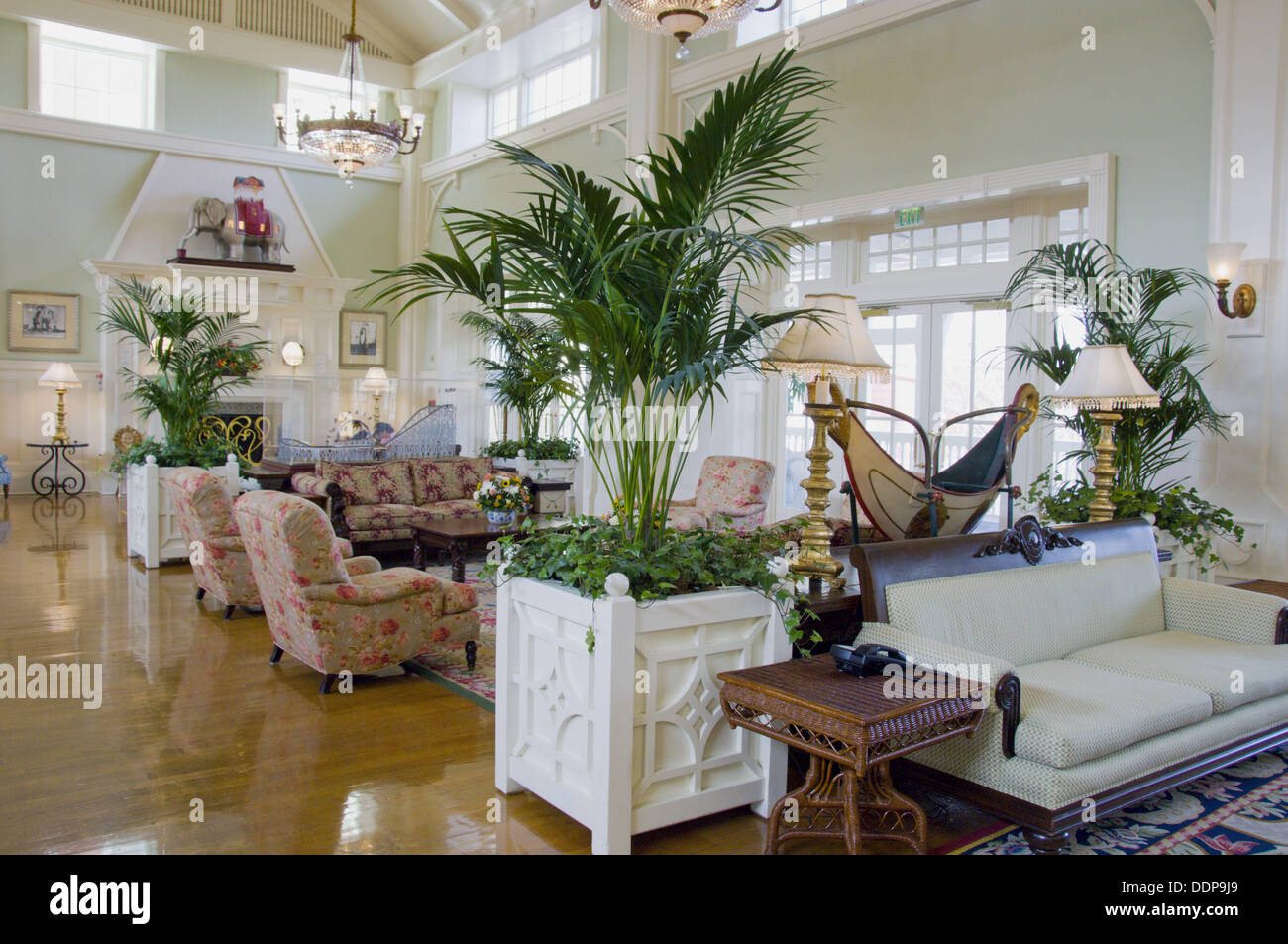 Disney hotel interior hi-res stock photography and images - Alamy