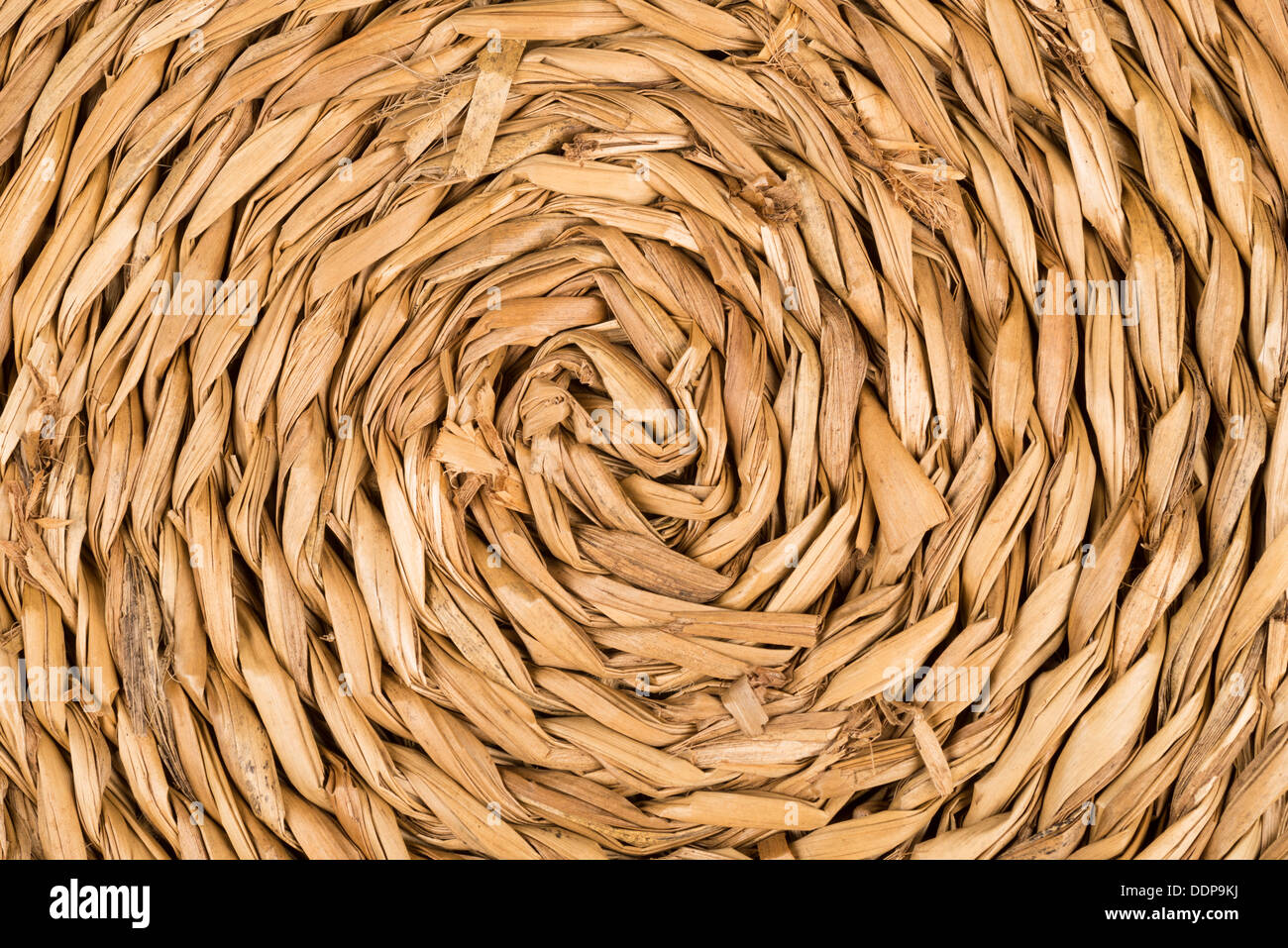 Straw mat full frame hi-res stock photography and images - Alamy