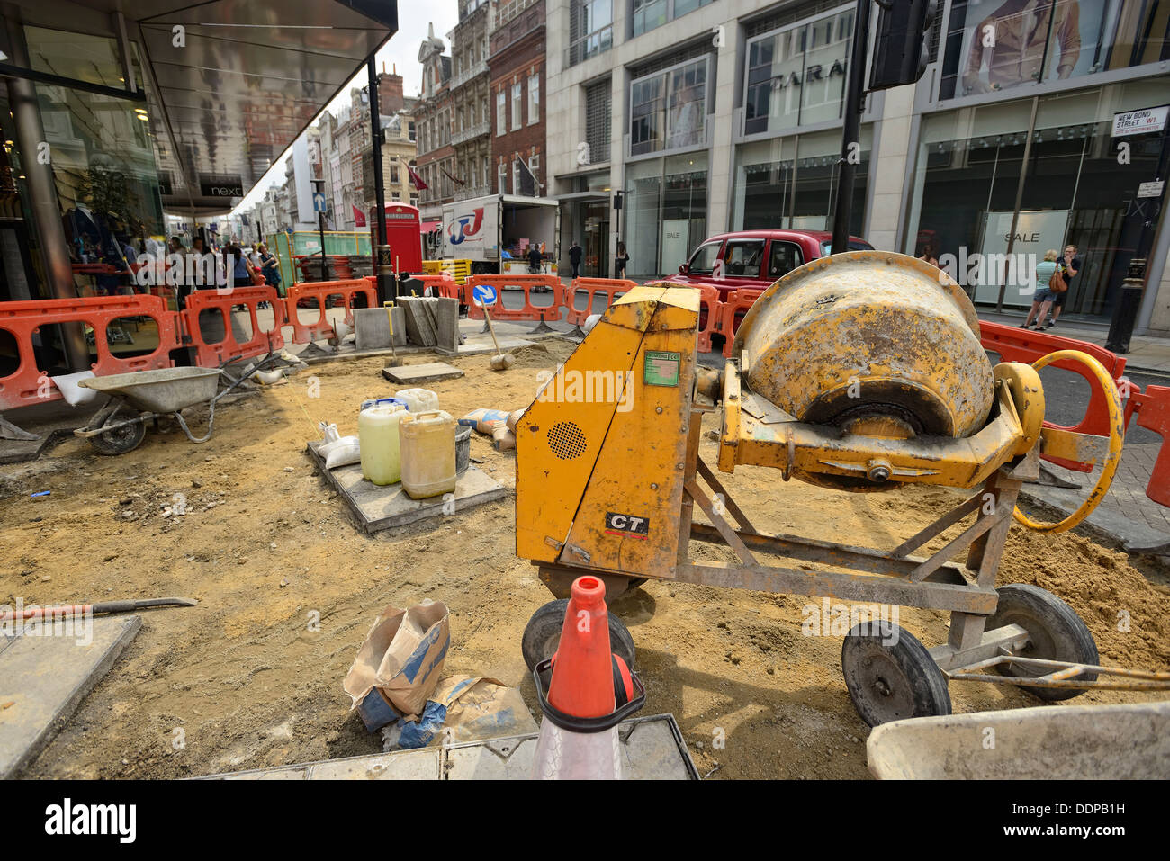 London street under construction Stock Photo - Alamy