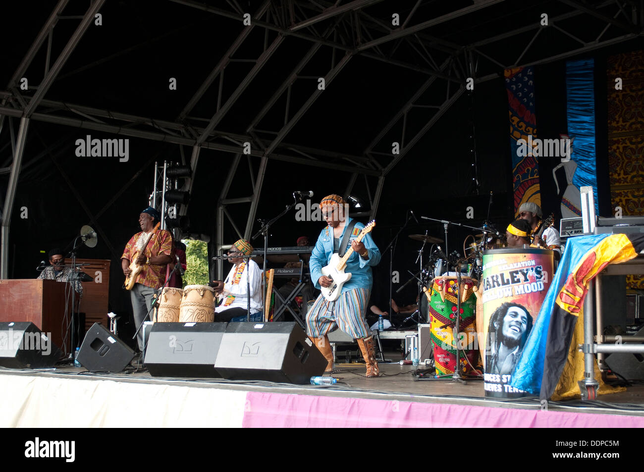 Osibisa band hi-res stock photography and images - Alamy