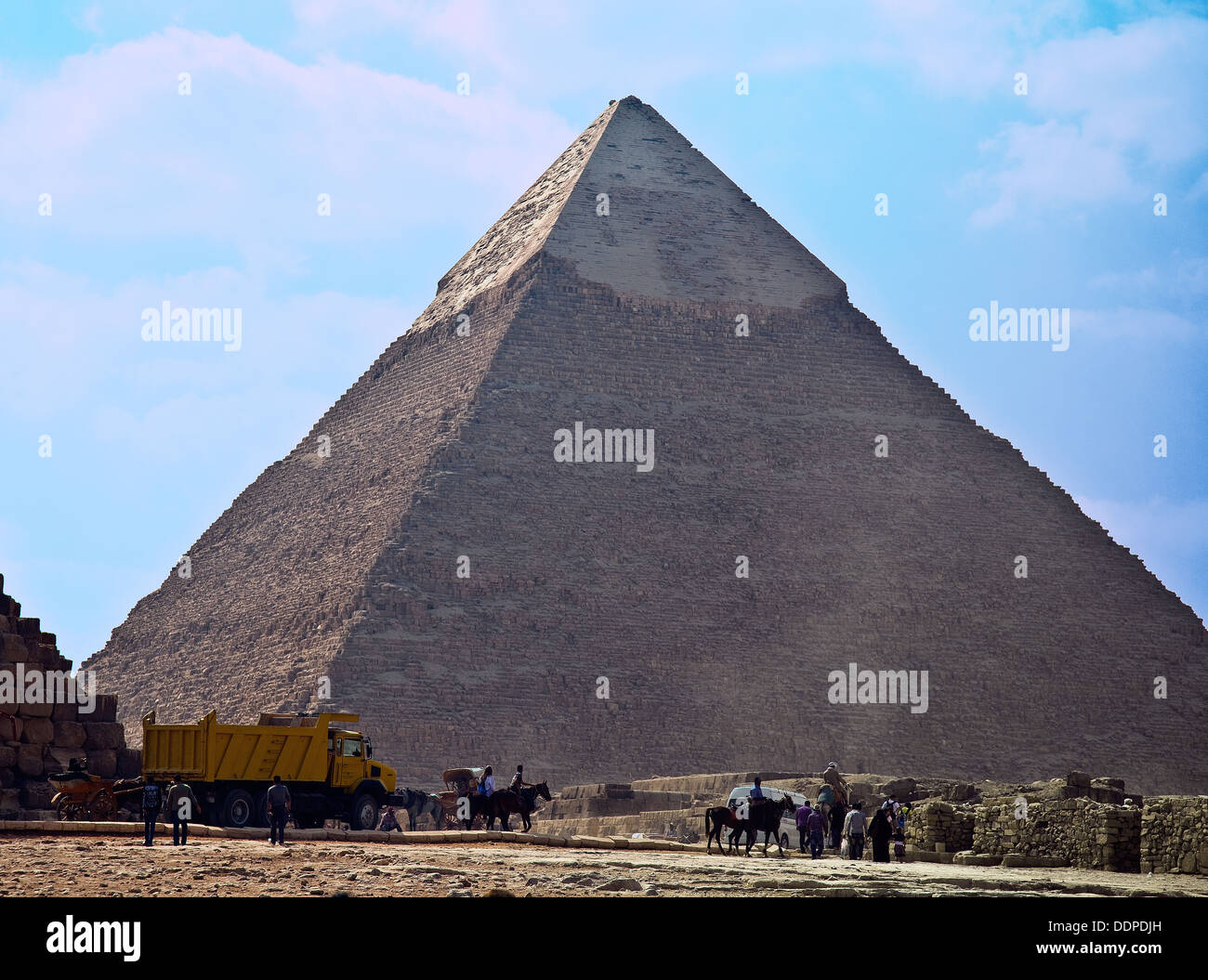 Pyramid of Khafre, outside Cairo, Egypt - October, 2011 Stock Photo - Alamy