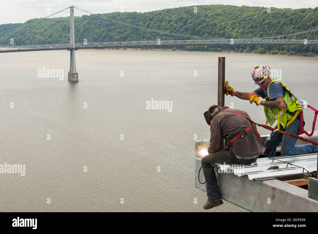 Safety harness and construction hi-res stock photography and images - Alamy