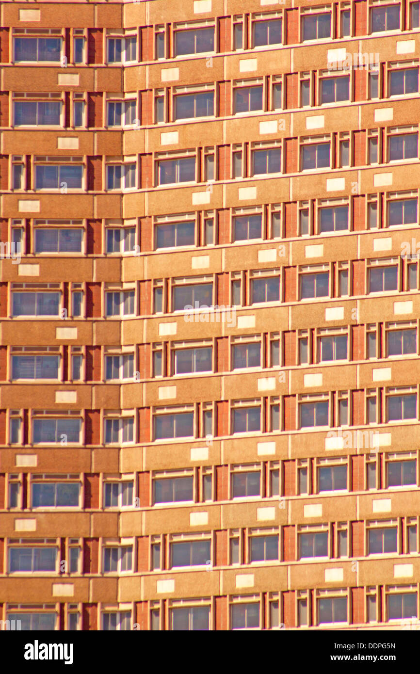 Patterned close up view of a hi-rise building Stock Photo - Alamy