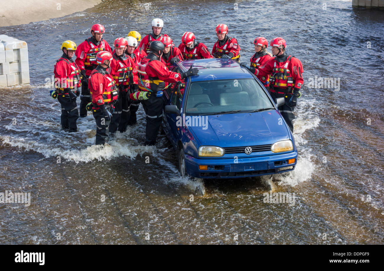 Firefighter flood floods climate change hi-res stock photography and ...