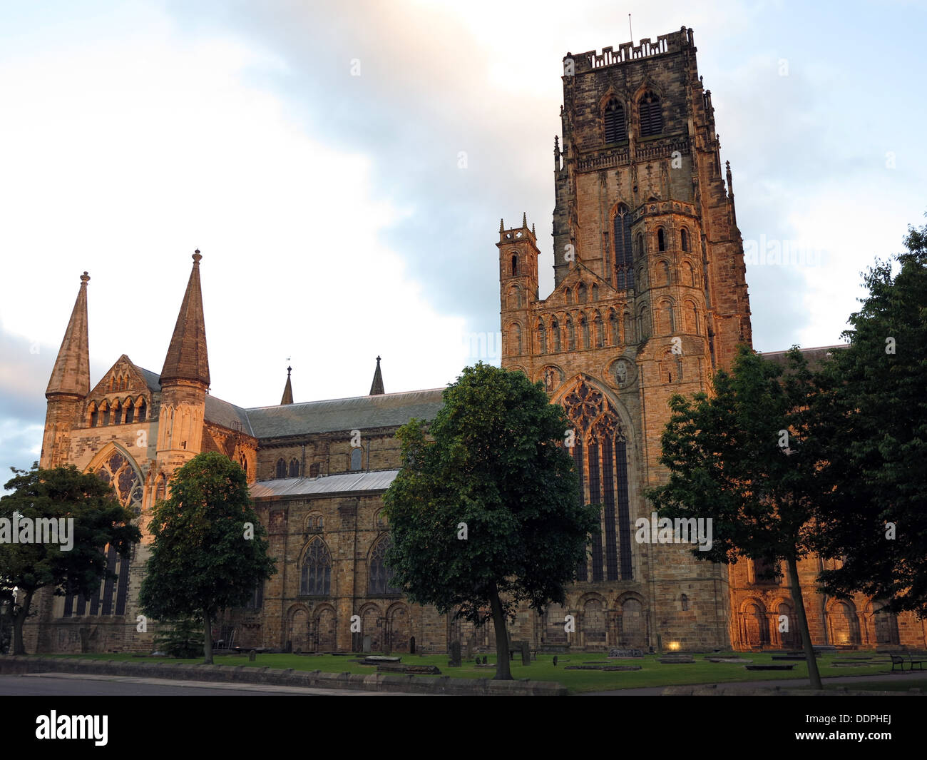 Durham cathedral church of christ hi-res stock photography and images ...