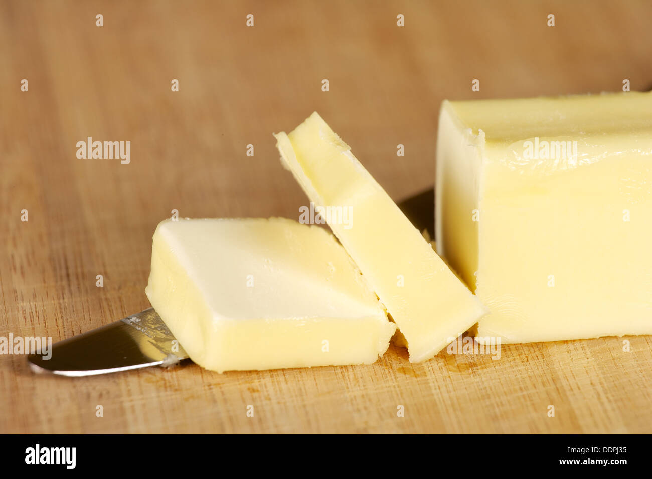 Slice of butter knife hi-res stock photography and images - Alamy