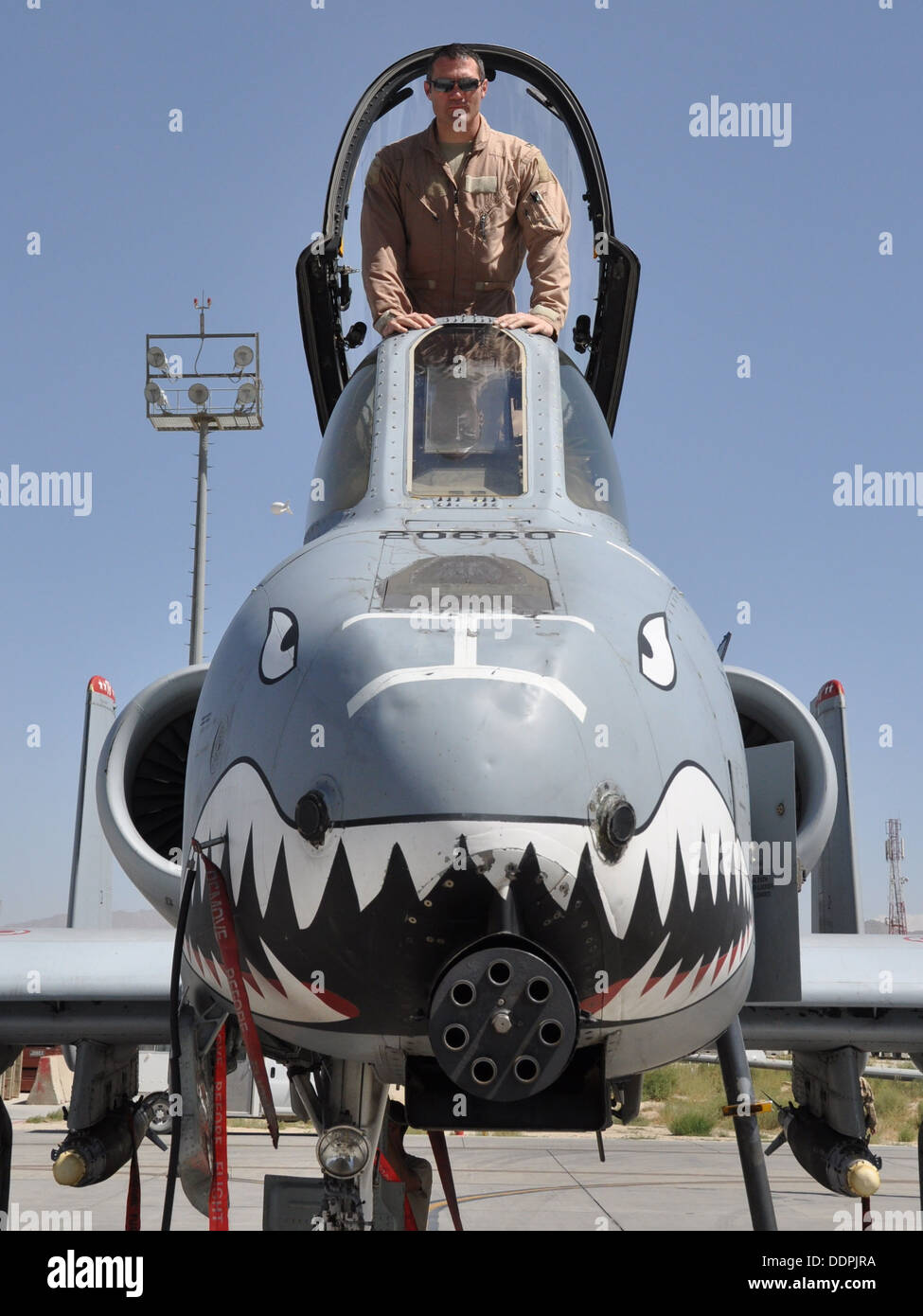 Commander millen hi-res stock photography and images - Alamy
