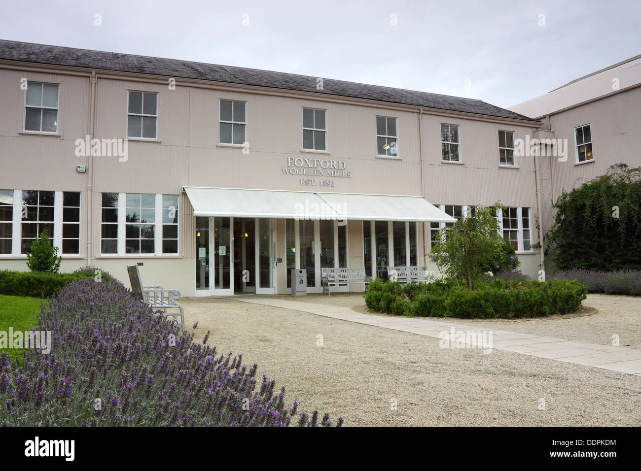 Foxford woollen mills hi-res stock photography and images - Alamy