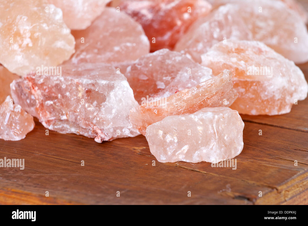 Himalayan salt rock hi-res stock photography and images - Alamy