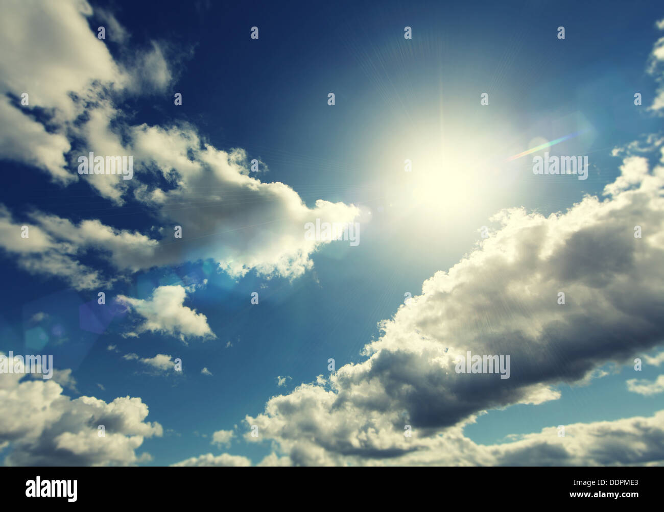 Bright daylight sunny sunshine hi-res stock photography and images - Alamy