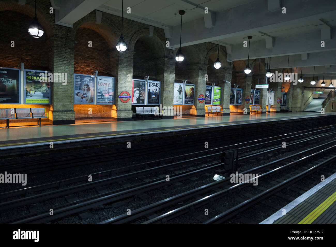Gloucester road underground station hi-res stock photography and images ...