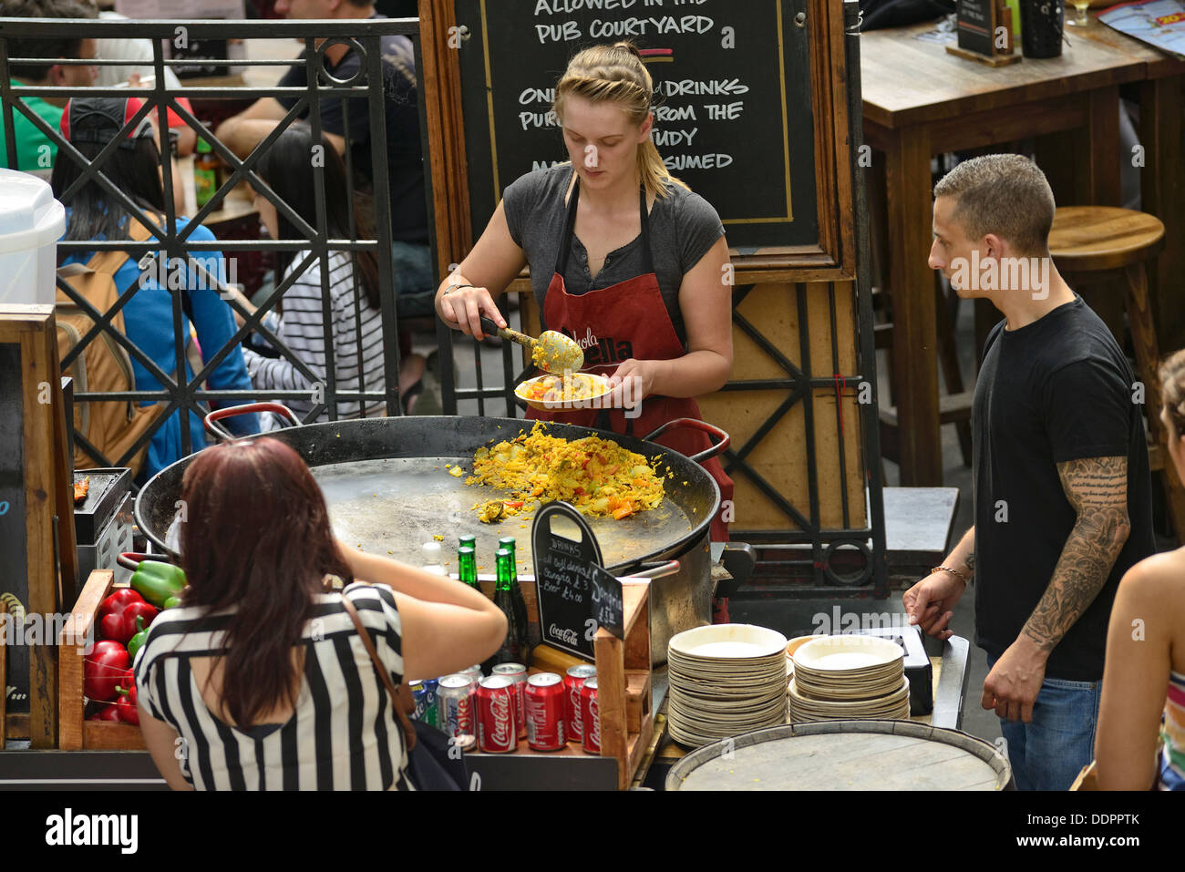 Food being served hi-res stock photography and images - Alamy