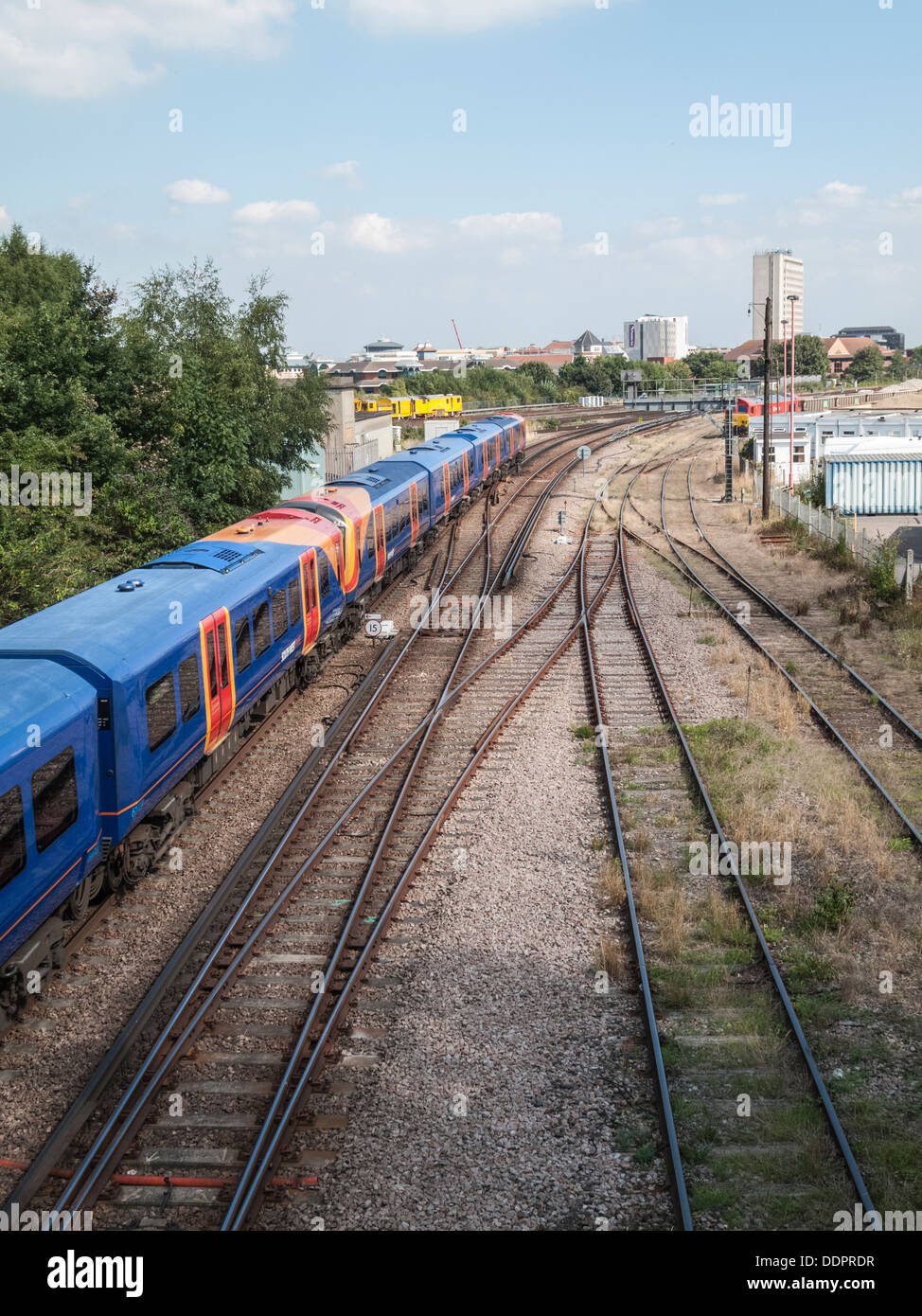 Home counties railway hi-res stock photography and images - Alamy