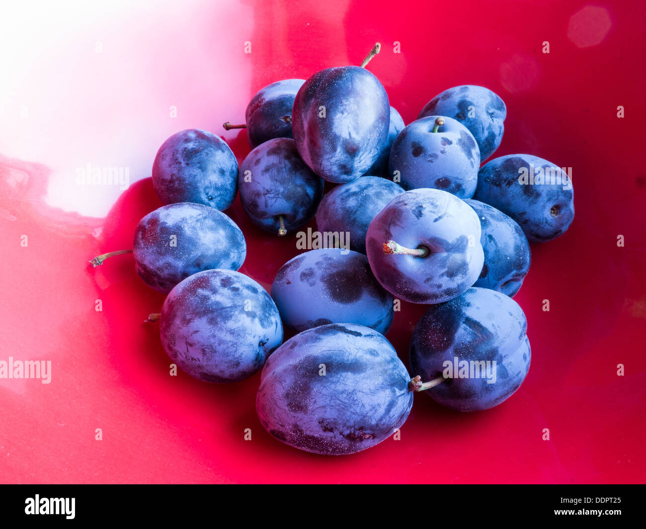 Purple fruits hi-res stock photography and images - Alamy