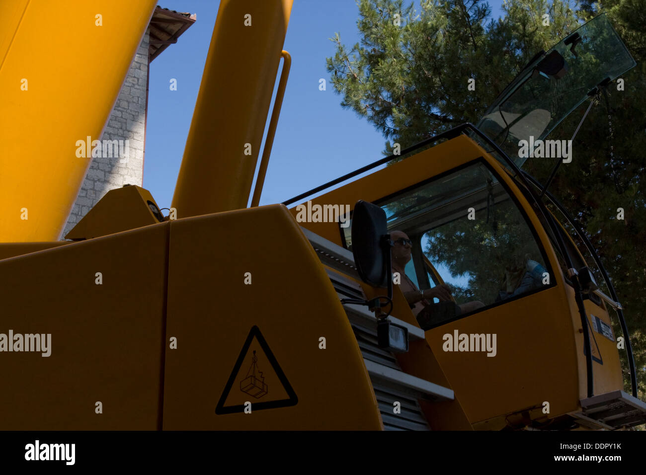 Crane cabin hi-res stock photography and images - Alamy