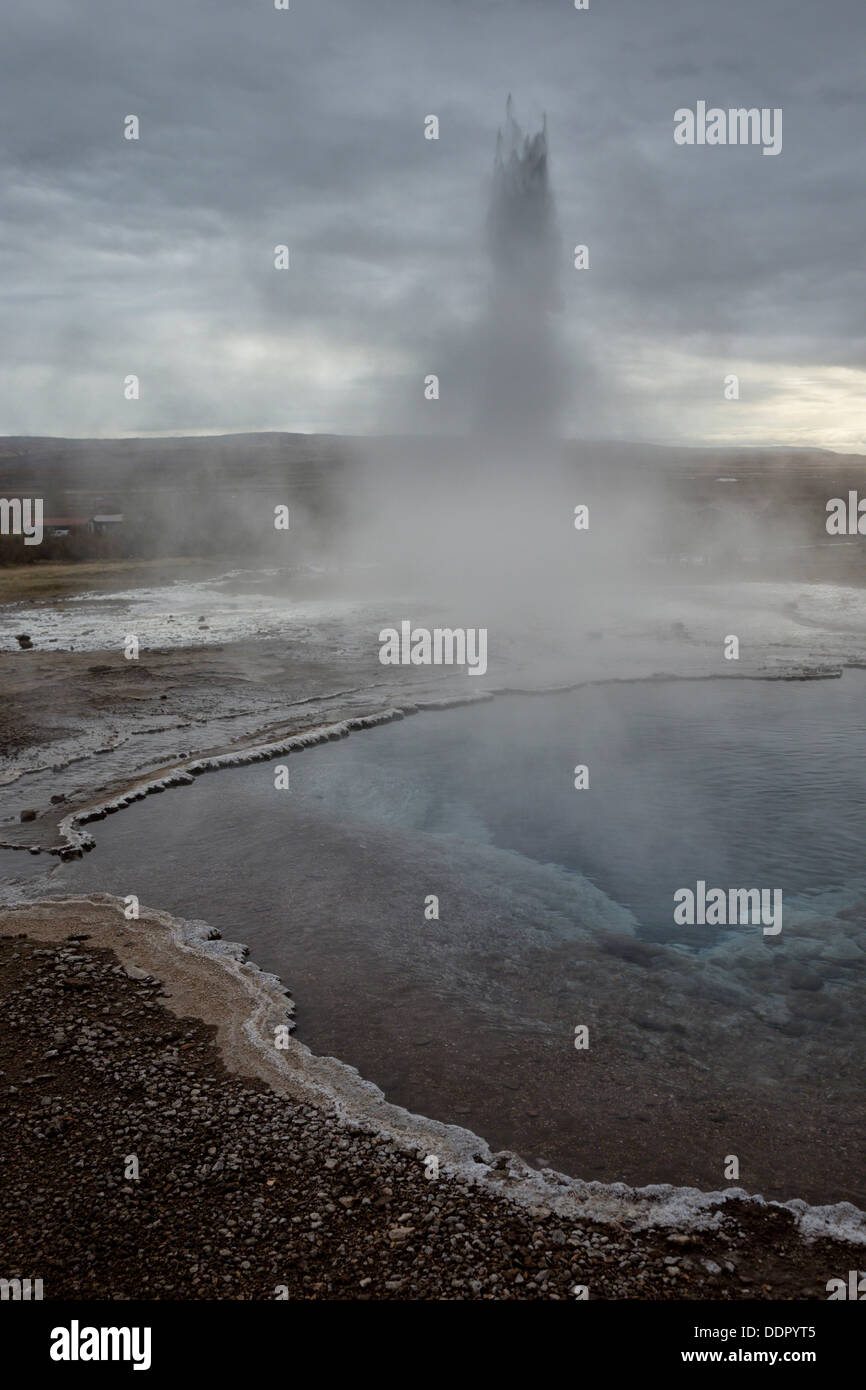 Steam plumes hi-res stock photography and images - Alamy