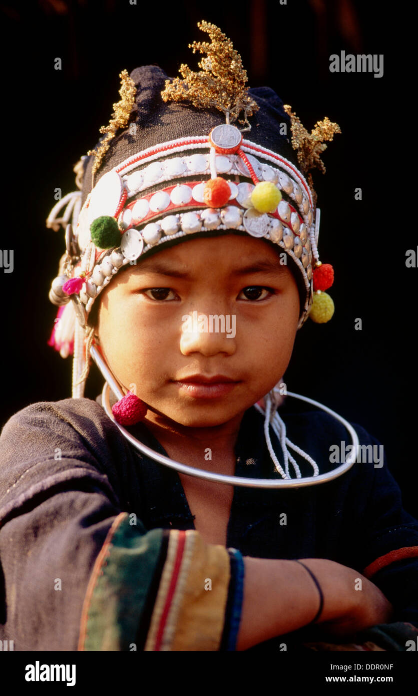Akha tribe woman muang sing hi-res stock photography and images - Alamy