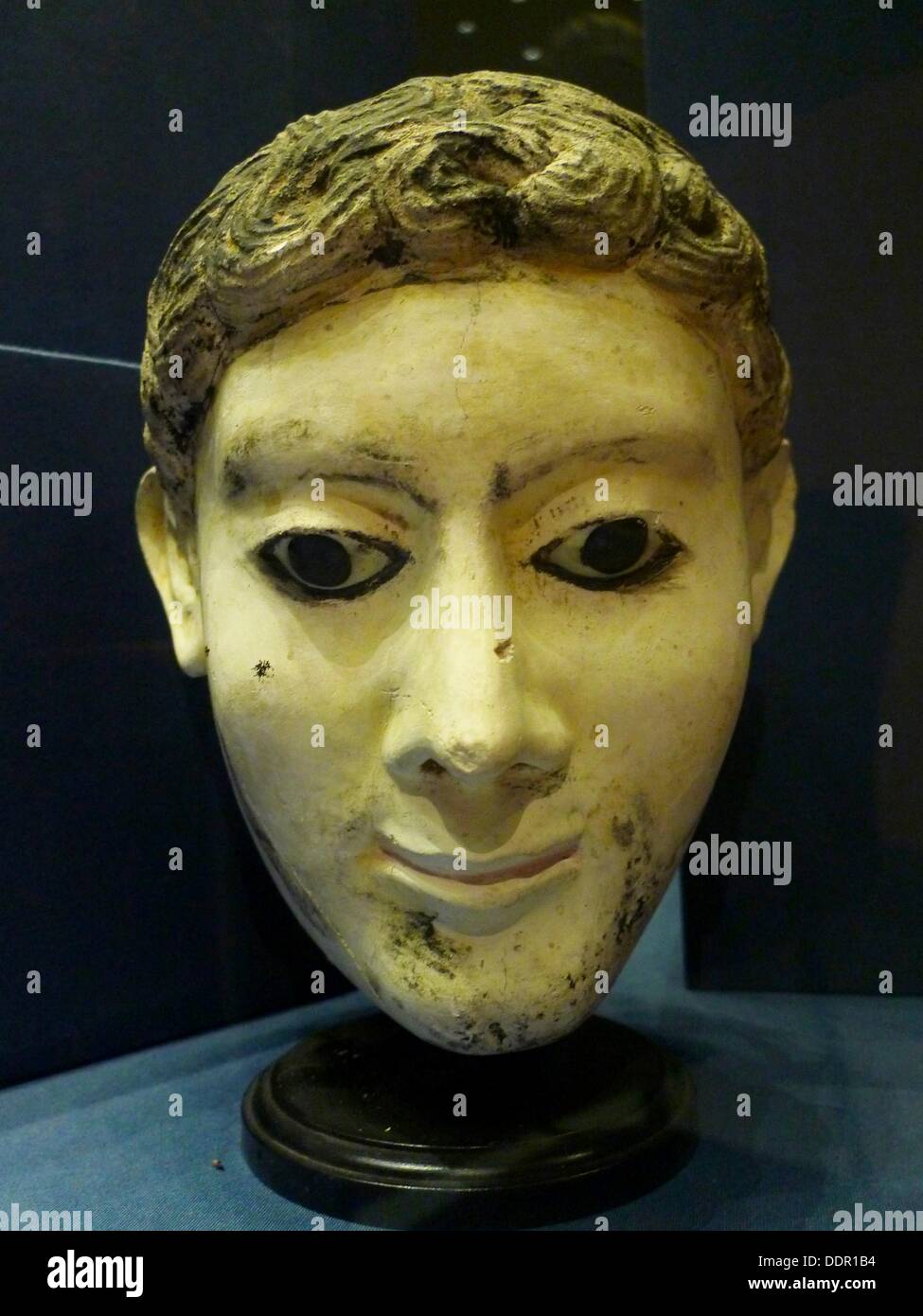 Roman death mask hi-res stock photography and images - Alamy