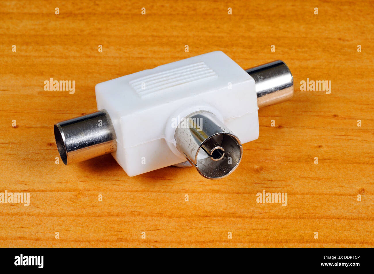 Two way adaptor hi-res stock photography and images - Alamy