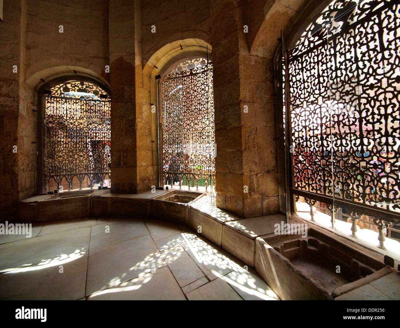 Nafisa High Resolution Stock Photography and Images - Alamy