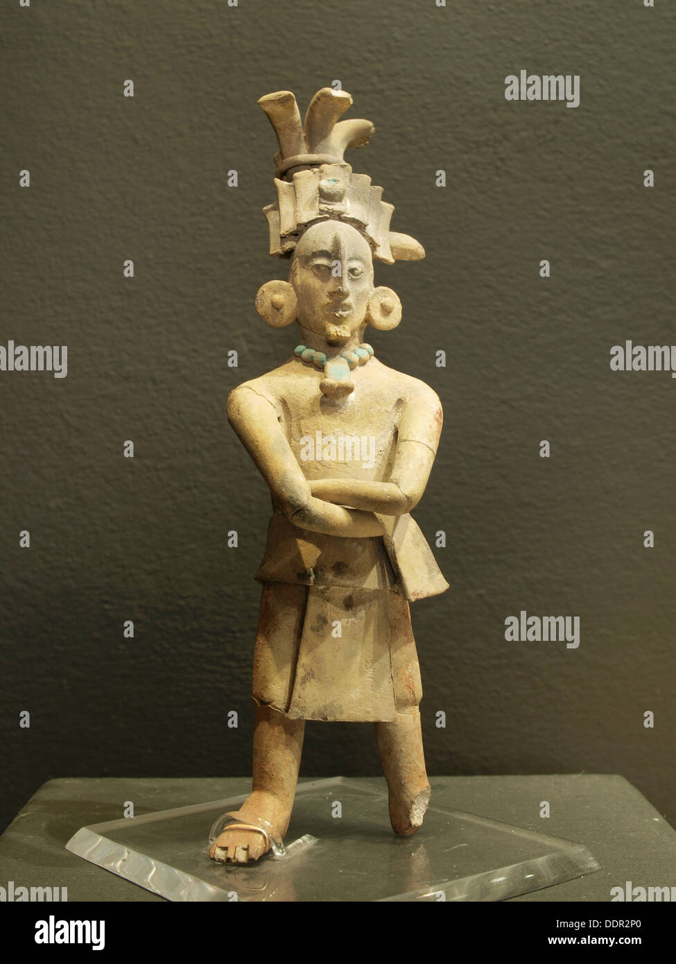 Man face of the maya culture hi-res stock photography and images - Alamy