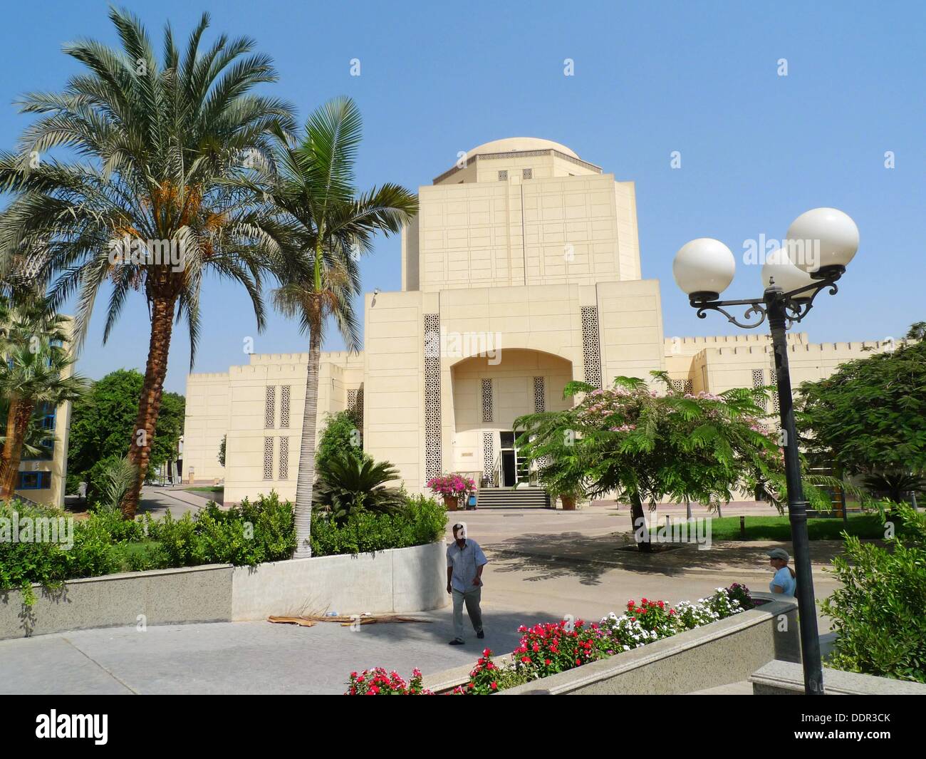 Opera house outdoor cairo hi-res stock photography and images - Alamy