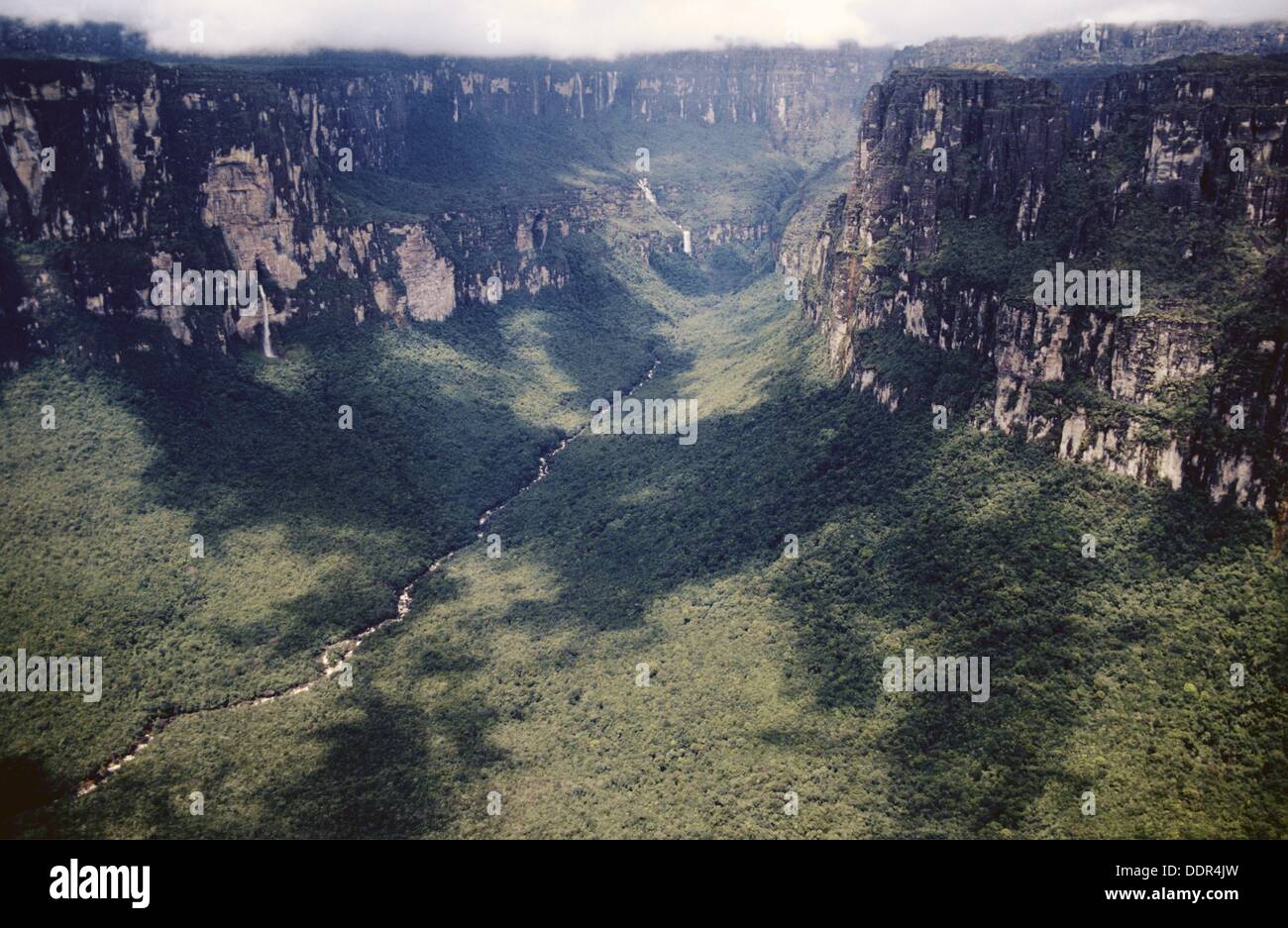 River churun hi-res stock photography and images - Alamy