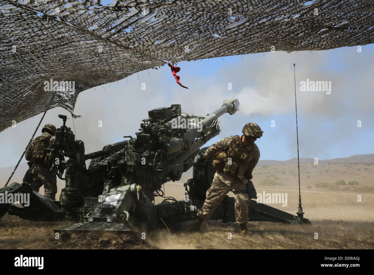 M777 howitzer live fire exercise hi-res stock photography and images ...