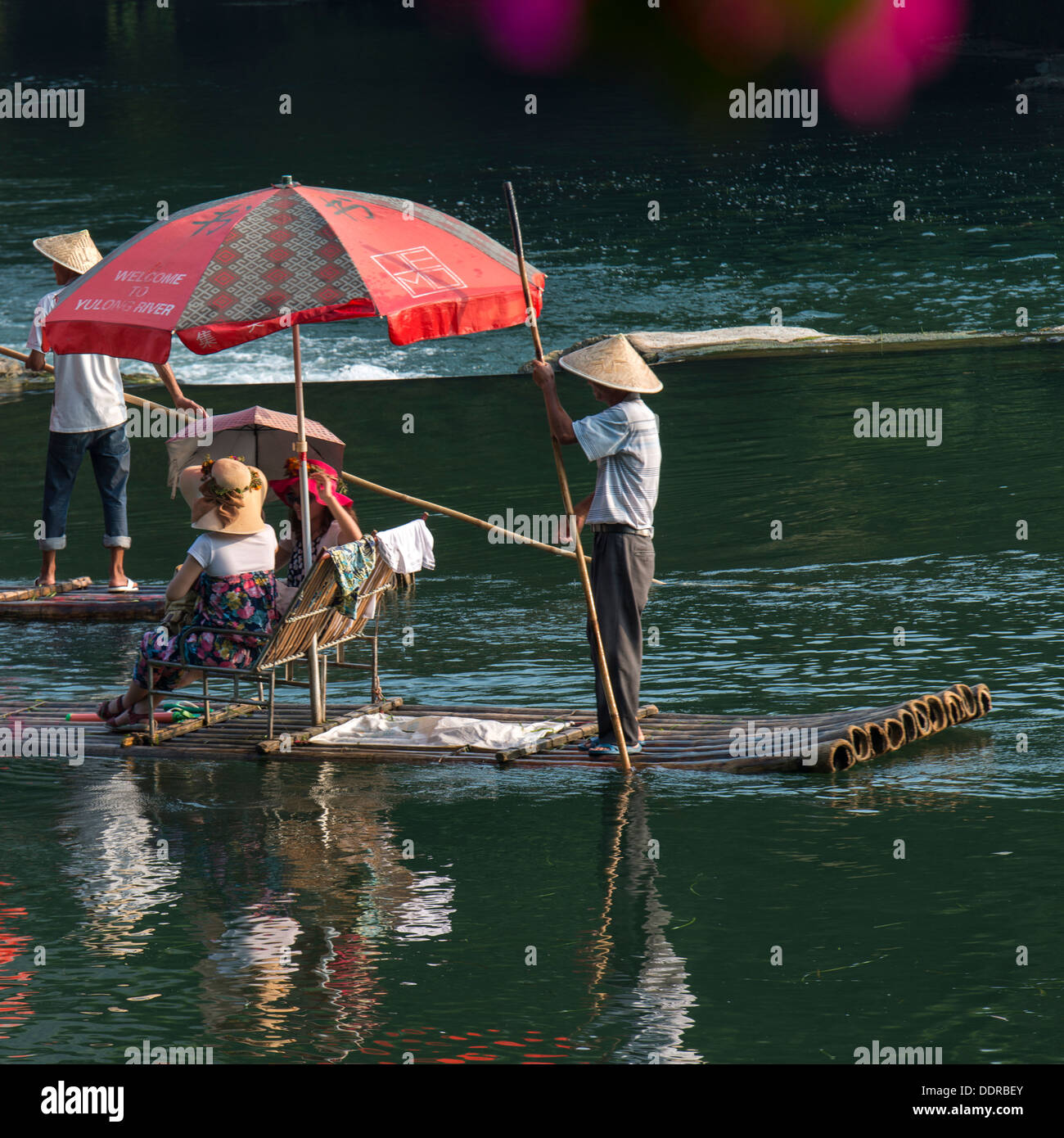 Bamboo raft china transport hi-res stock photography and images - Alamy