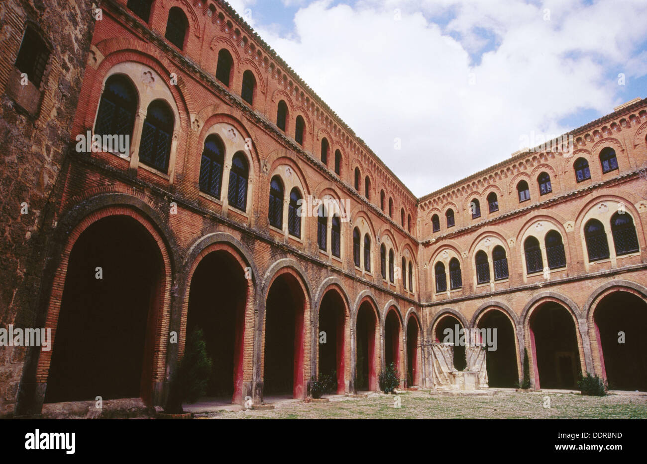 Belmonte castle (15th century), inner courtyard. Cuenca province, Spain ...