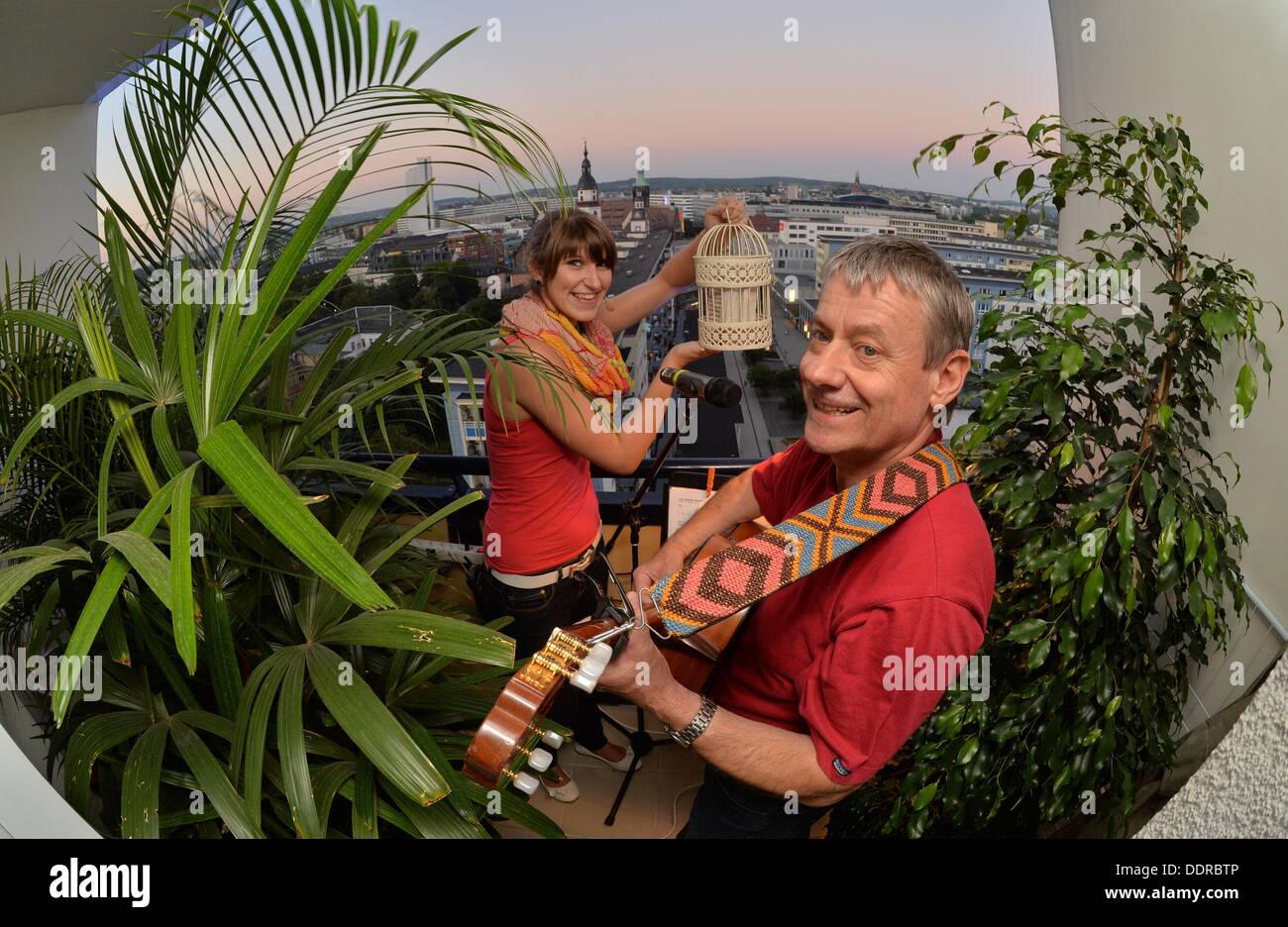 Chemnitz, Germany. 05th Sep, 2013. Amateur actors Rowan Richter and Matthias Mach play their ...